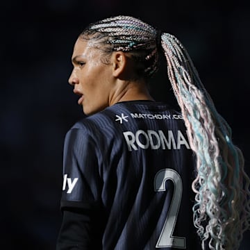 Dallas Card Show Hosts Its Final Show of 2024