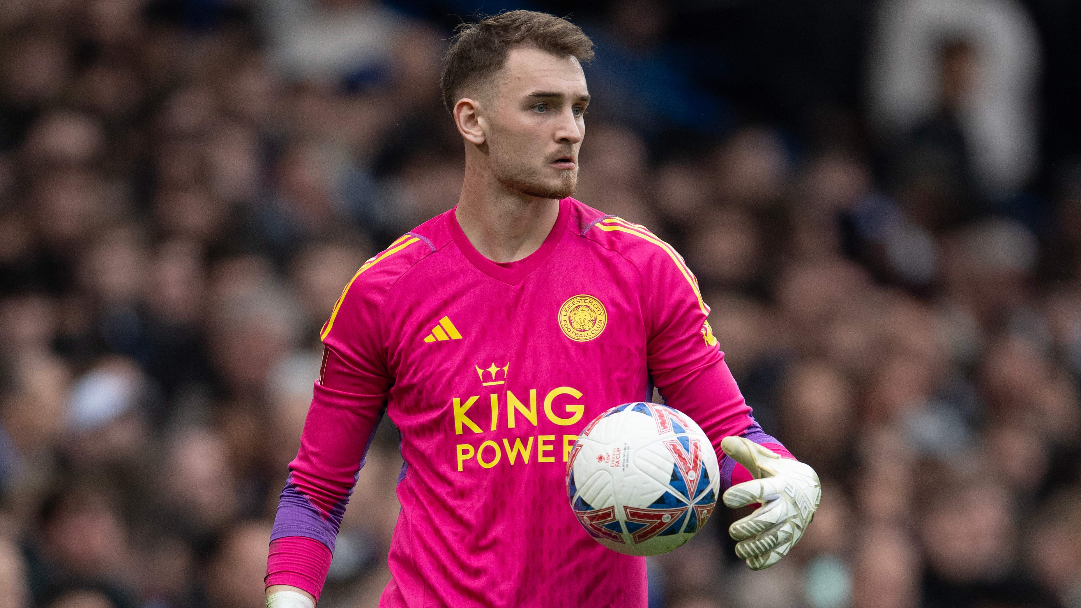 FPL news: £4.0m Leicester goalkeeper may start ahead of Danny Ward