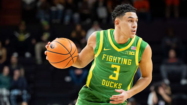 Oregon Ducks Upset No. 20 Texas A&M Aggies At Players Era Festival