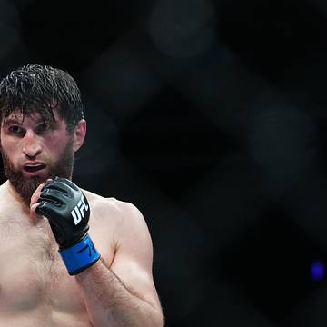 UFC 314 star Alexander Volkanovski was a 214 lbs. rugby player before ...