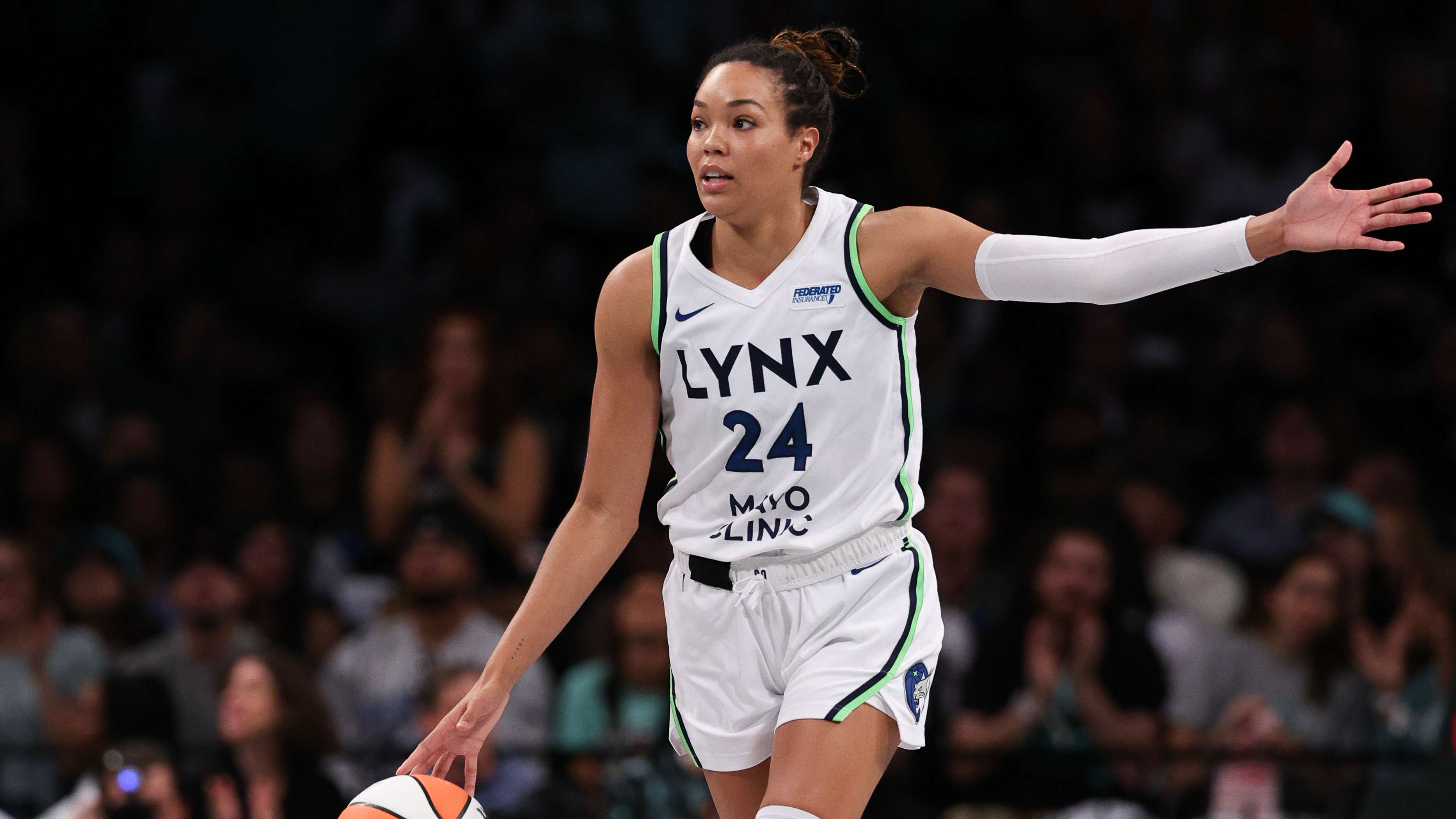 Who should the Lynx protect in the WNBA Expansion Draft?
