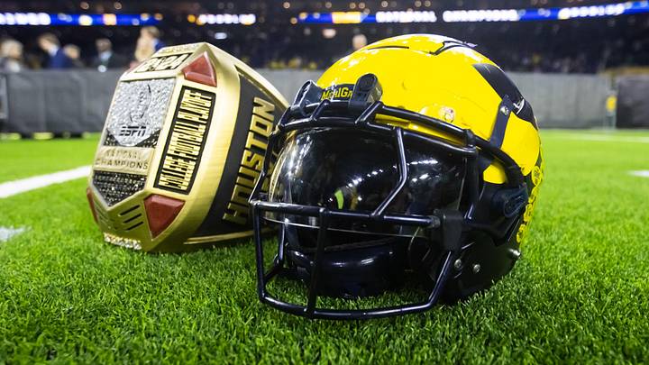 Michigan Football offers massive LT Shiyazh Pete from transfer portal