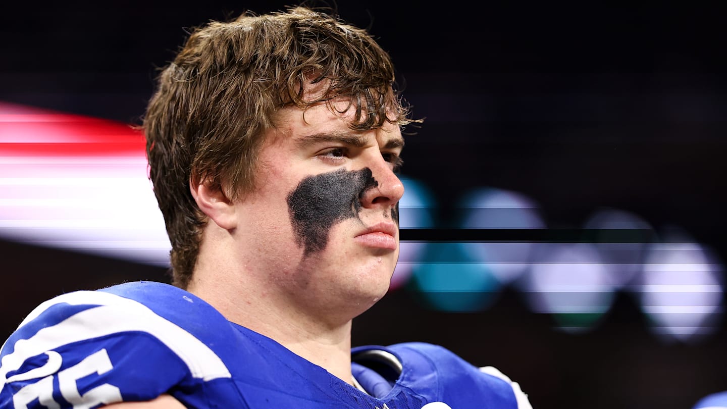 Will Fries injured during Indianapolis Colts-Jacksonville Jaguars game