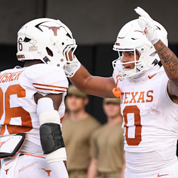 College Football Analyst Predicts Texas Longhorns' Record