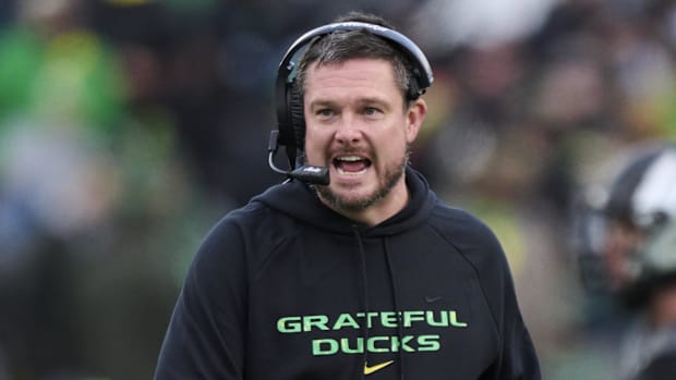 Recruiting Flip Heating Up Between Oregon Ducks and USC Trojans