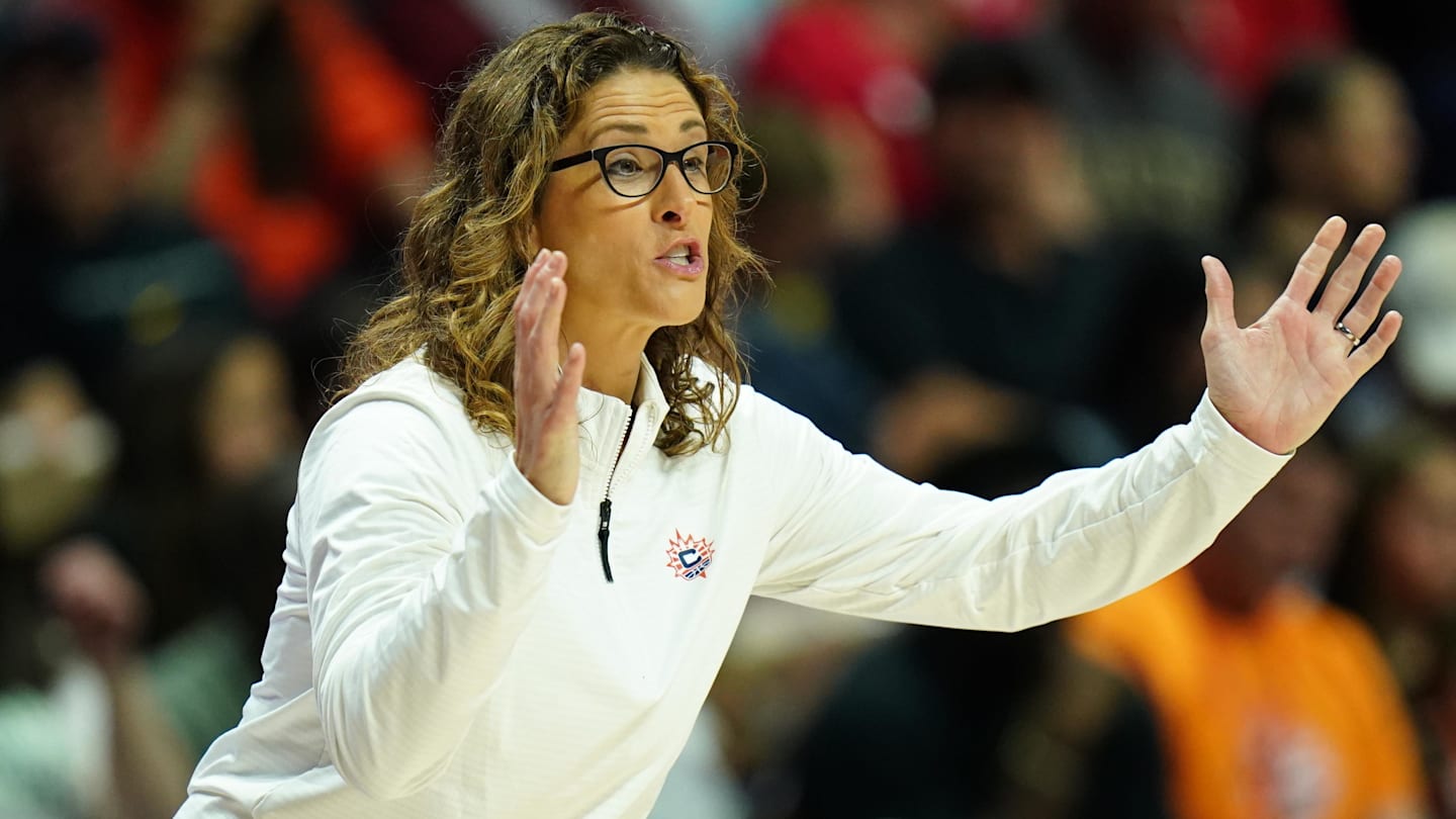 Wnba Boilers Stephanie White Named Coach Of Indiana Fever