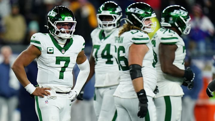 Ex-Jets OL Drops Bold Justin Fields Take After Patriots Loss