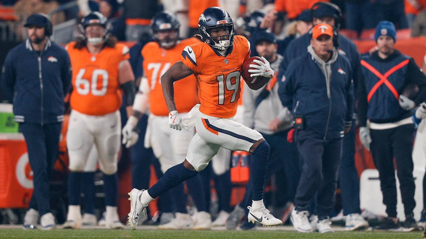 Broncos WR Marvin Mims Jr. Tips Cap to Special Teams Unit