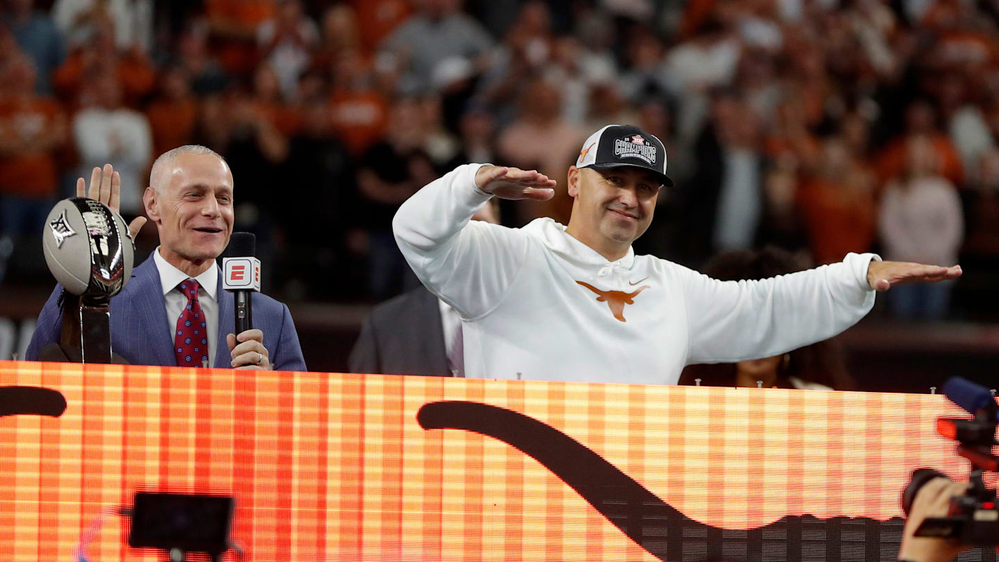Texas Longhorns Steve Sarkisian Praises New DL Coach Kenny Baker