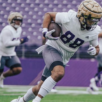 Husky Roster Review: Injured Deven Bryant Has Healthy Outlook