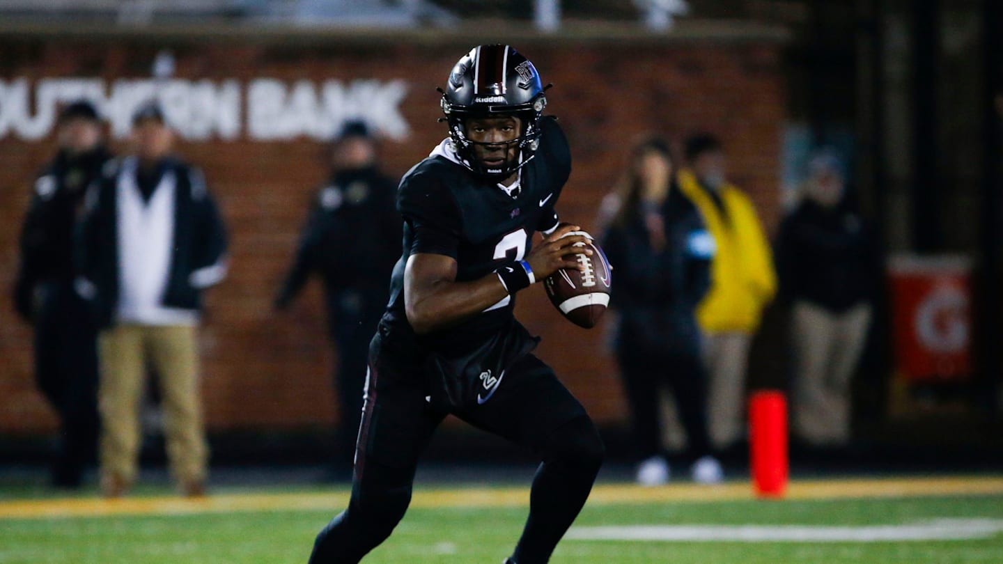 Top quarterbacks in Missouri high school football: Vote for best in 2024