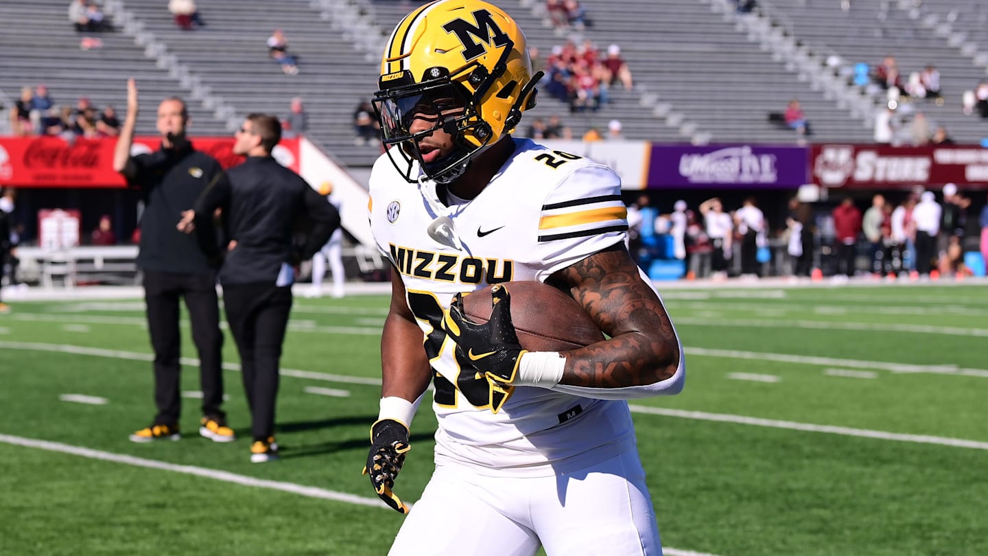 With New Responsibilities, Jamal Roberts Continuing to Embrace Role with Mizzou