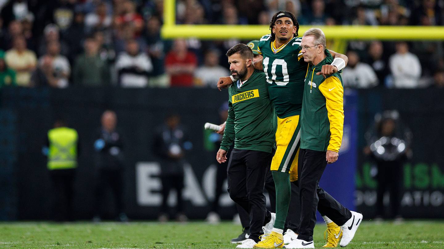 Packers fans are encouraged after video of Jordan Love getting off ...