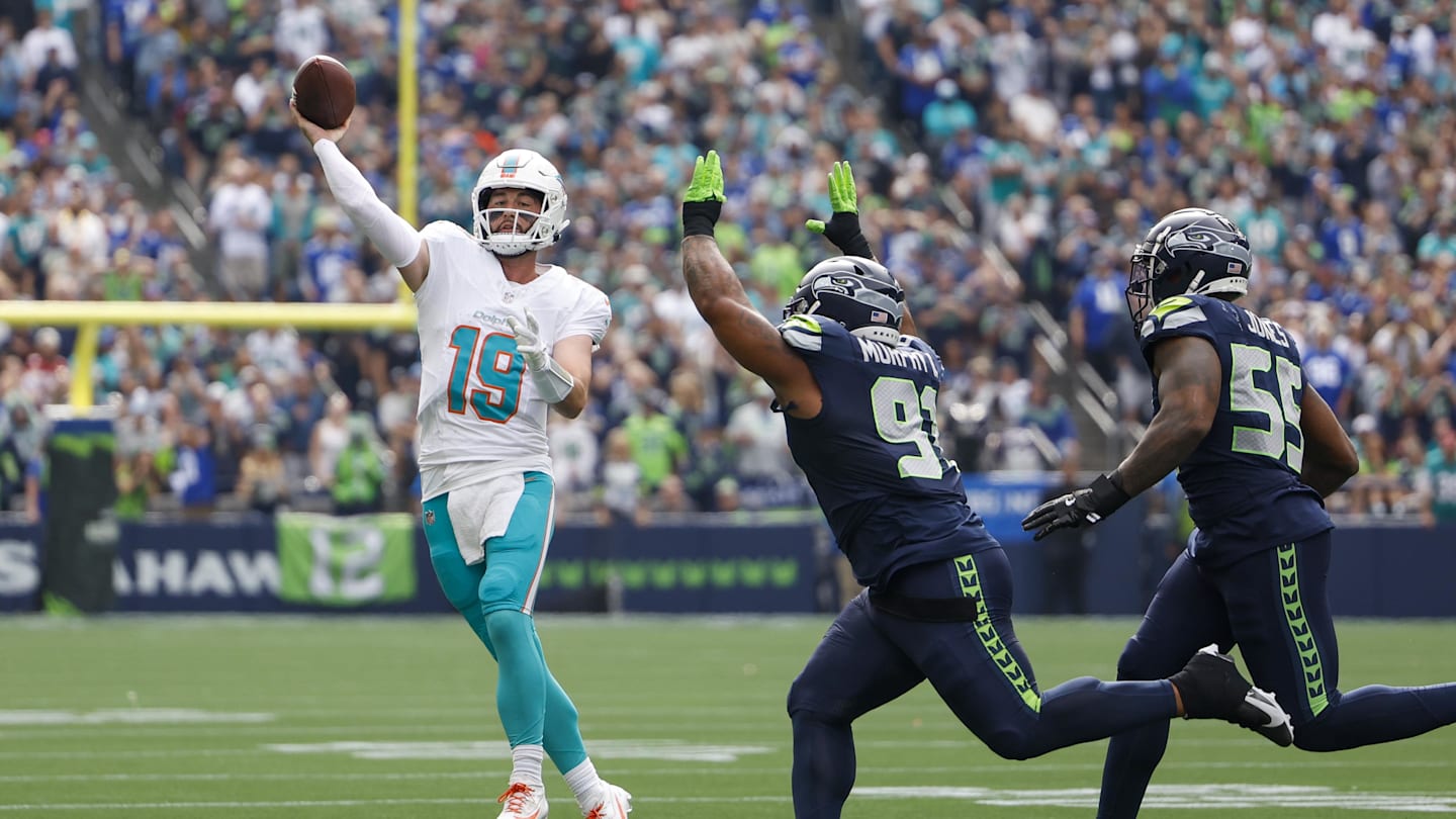 Saturday Miami Dolphins Mailbag: Backup QBs, Trades, O-line, and More