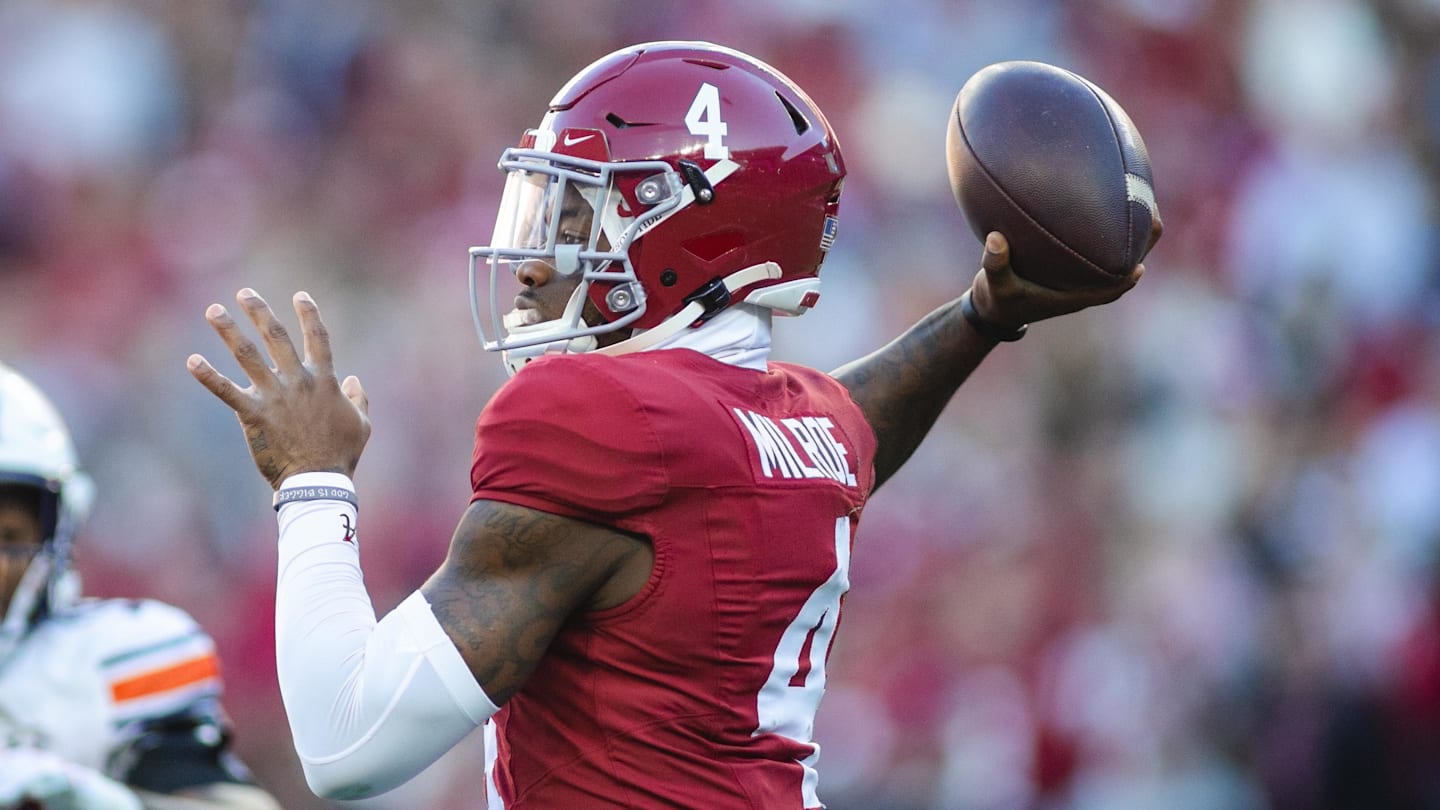 Tennessee Titans Urged to Pursue Alabama Star