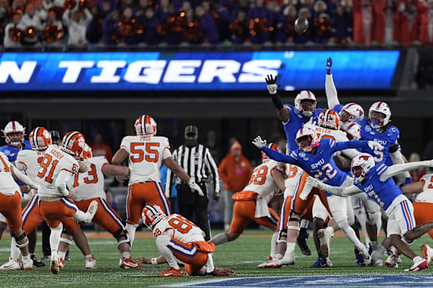 Georgia Moves to No. 2, Arizona State in Top 10 in Latest College ...