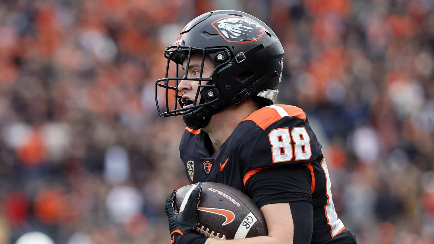 Michigan State tight ends coach Brian Wozniak talks Jack Velling