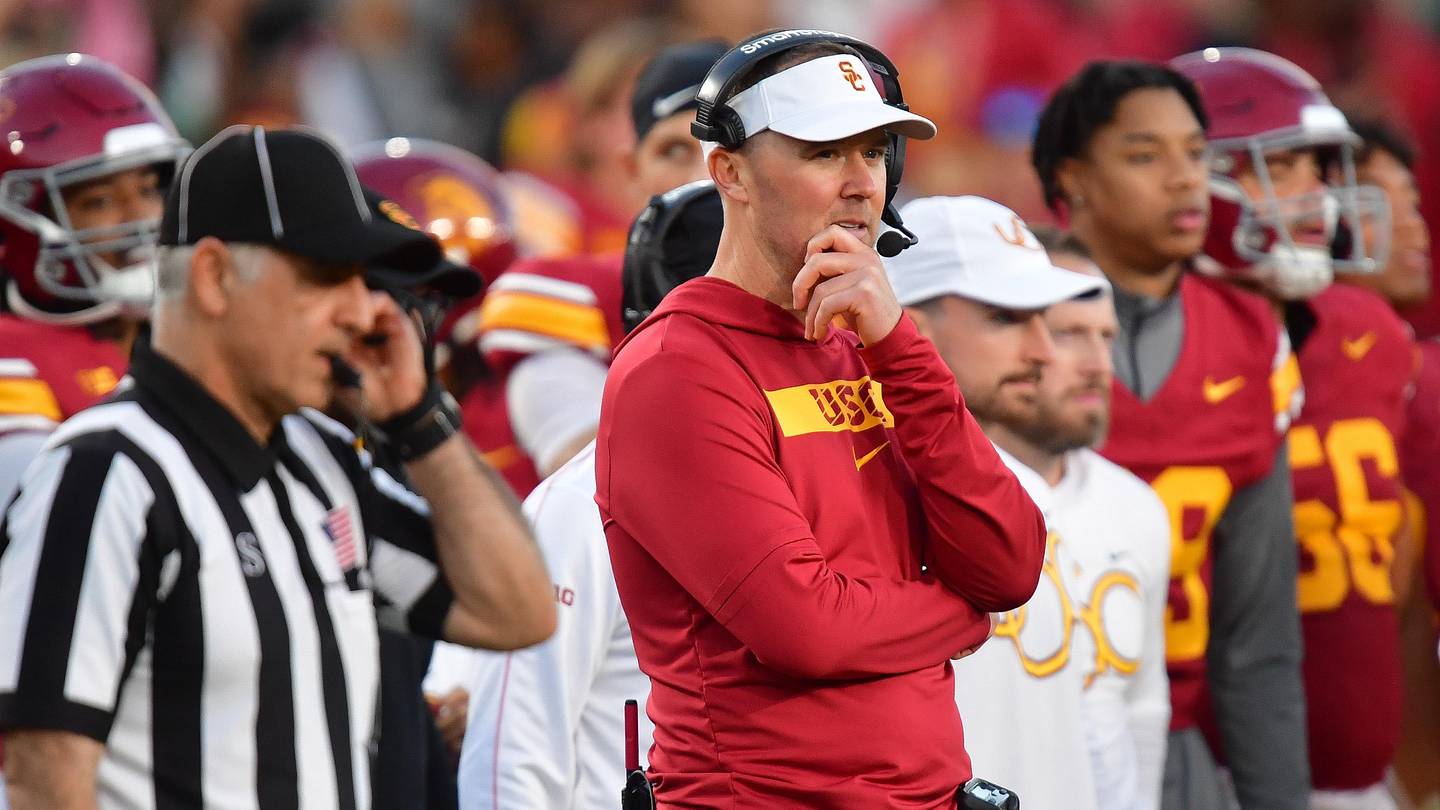 USC Trojans' Lincoln Riley, Chad Bowden Pushing to Sign Historic ...