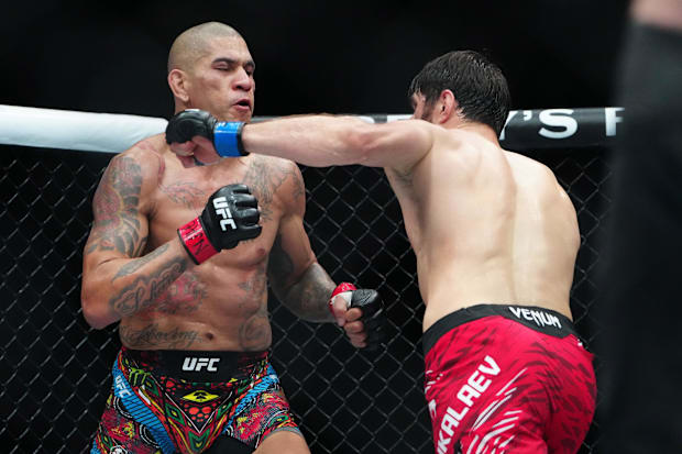 "You deserve this," Magomed Ankalaev extends offer to Alex Pereira for ...