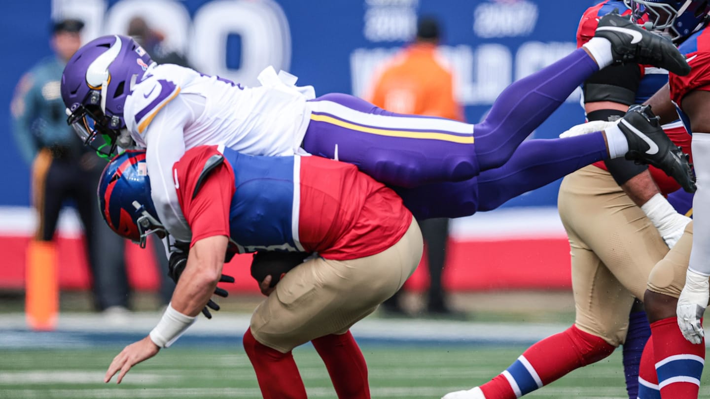 Vikings lose starting WR in dominating Week 1 win over Giants