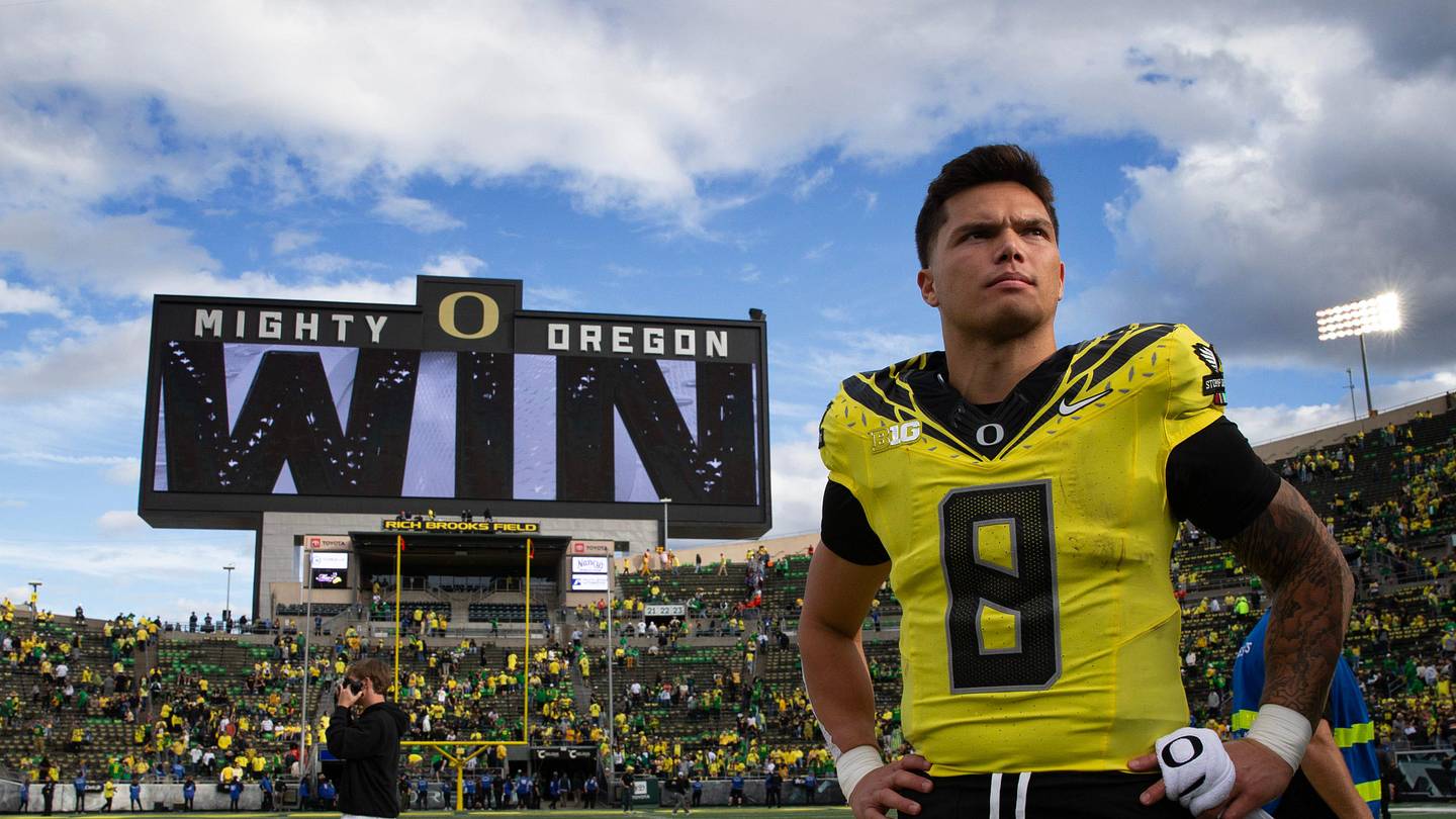 How to Watch Oregon Ducks, Michigan Wolverines: Preview, Prediction, TV ...
