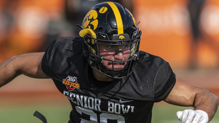 Iowa Hawkeyes Star Oddly Plummets in NFL Draft Prediction