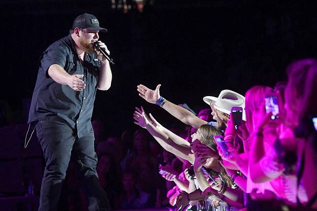 Country Music Super Star Luke Combs to Perform Inside Neyland Stadium 2
