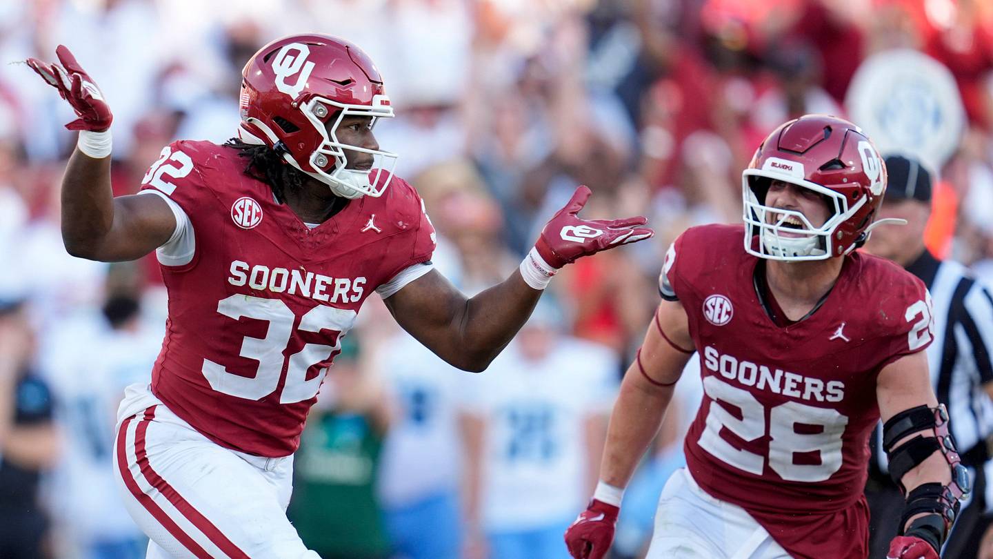 Texas Longhorns vs. Oklahoma Preview: Sooners Defensive Players to Watch