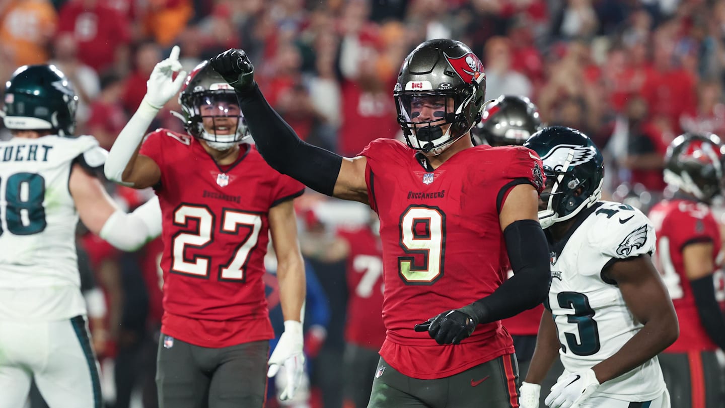 Ex-Husky Tryon-Shoyinka Gets NFL Fresh Start in Cleveland