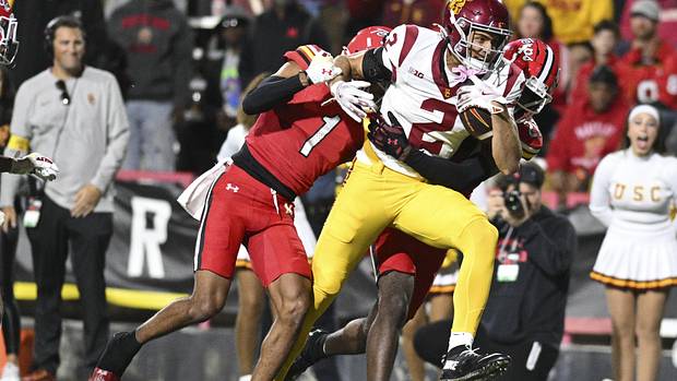 USC Trojans Receivers Makai Lemon, Duce Robinson Rave About Quarterback ...