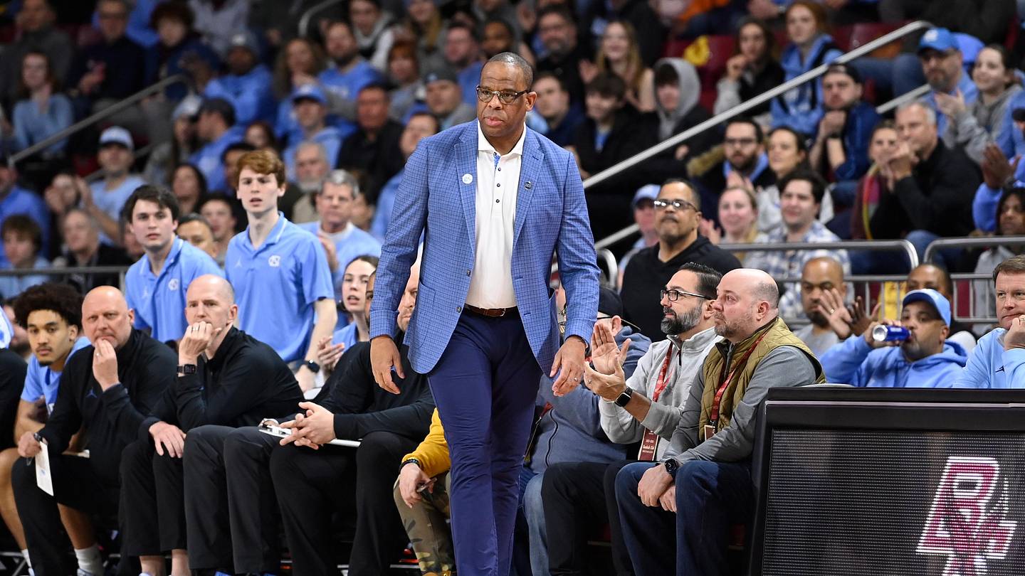 Five-Star UNC Basketball Target Makes Cuts, Sets Official Visits