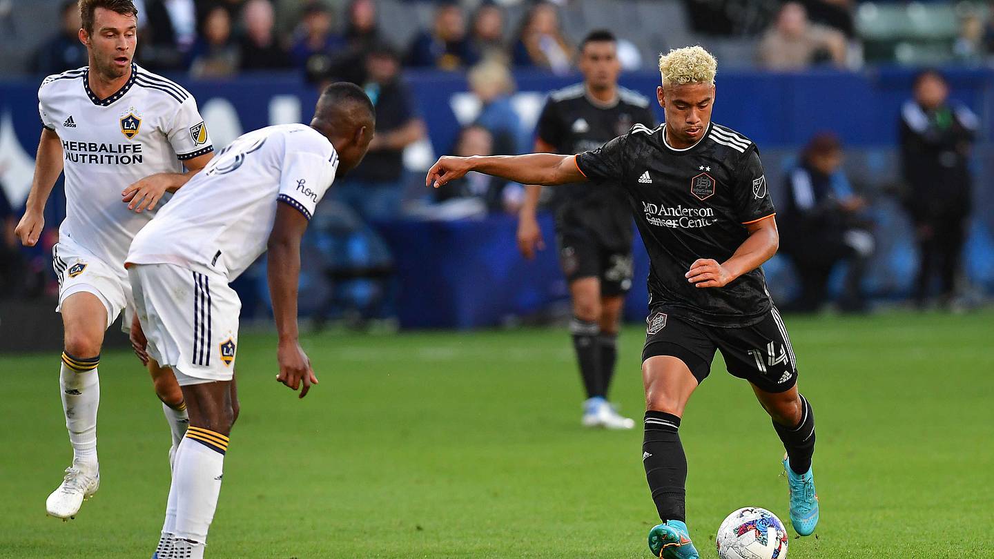 Can the Houston Dynamo play spoiler a third time against the L.A. Galaxy?