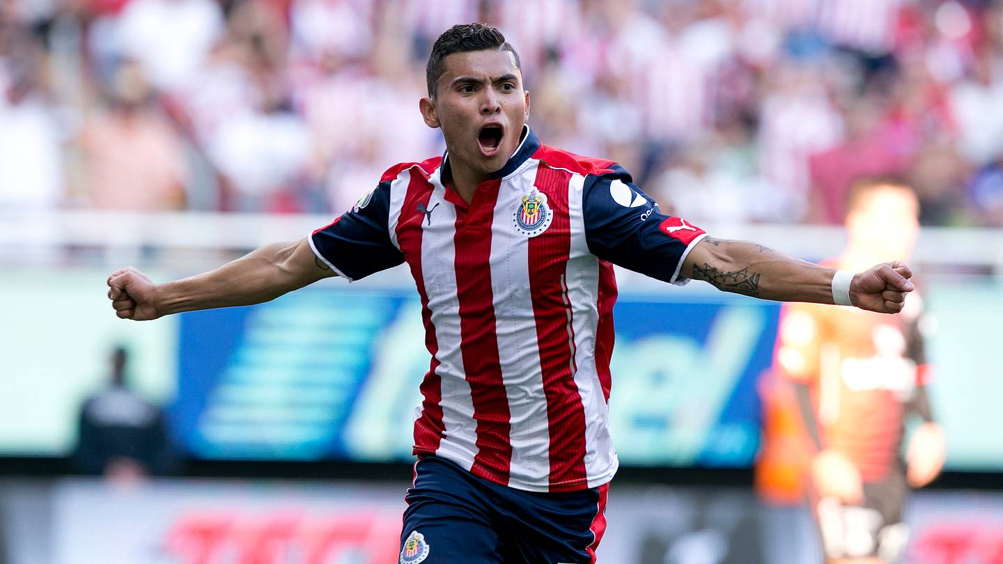 Jugadores de Chivas que brillaron en su paso por el club