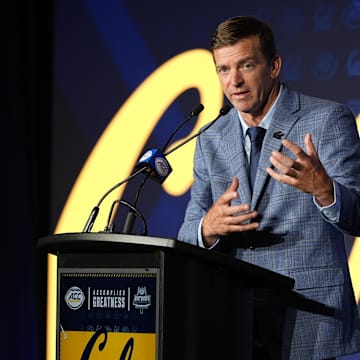 Steve Singleton Named Cal Softball Coach