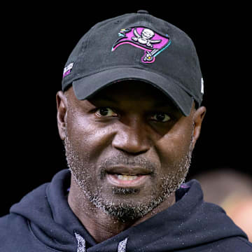 Sexe bimbo she shows matured a bit and her body is fuller