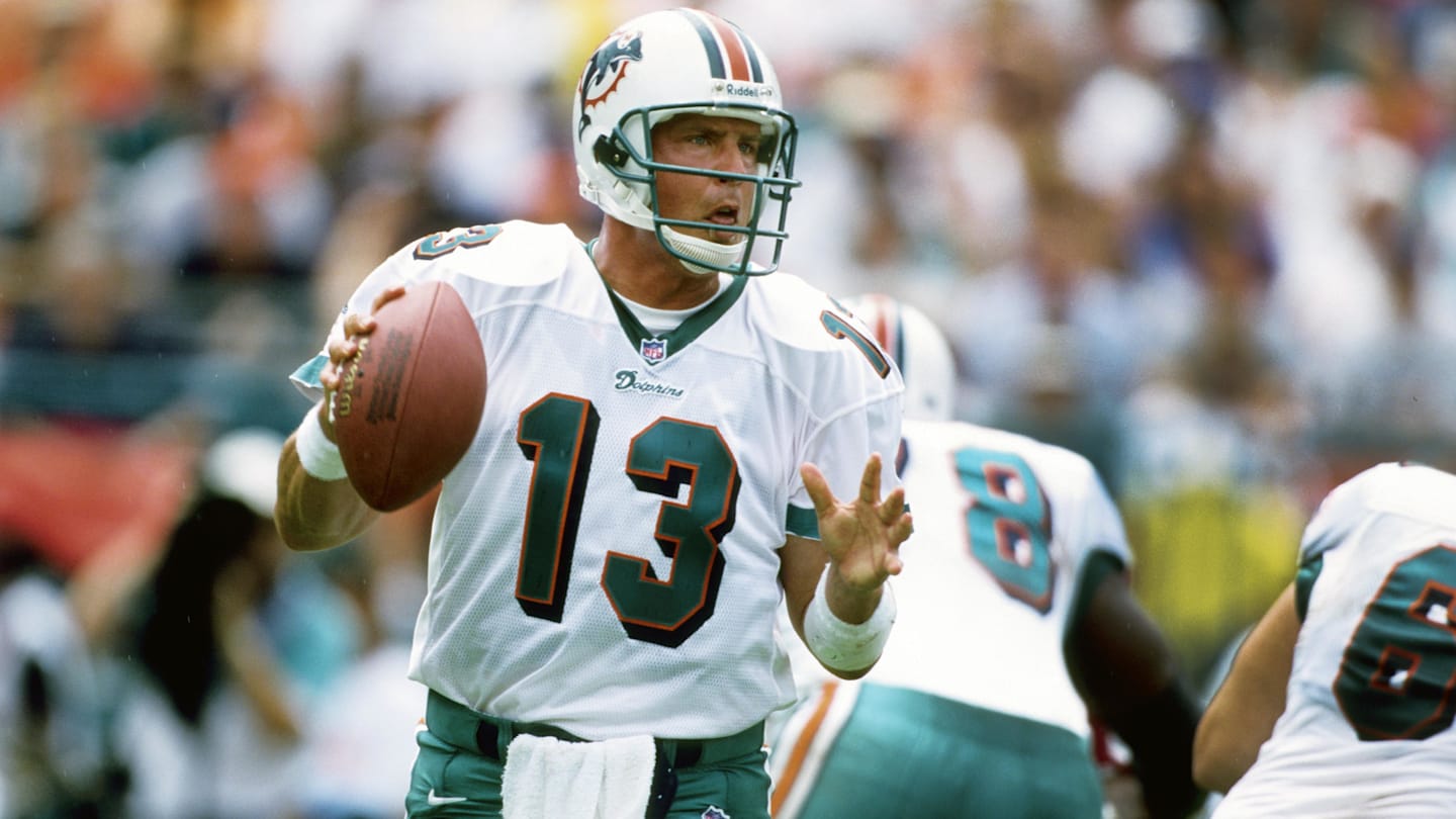 Former Miami Dolphins Great Dan Marino Retirement Revisited on 25th ...
