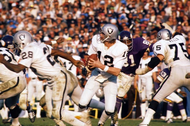 Bama in the NFL: Can Jalen Hurts Add to Crimson Tide's Super Bowl Legacy?