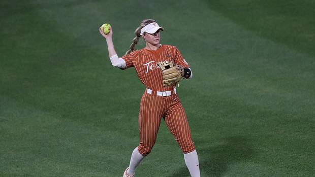 Texas Longhorns Remain Steady National Softball Rankings