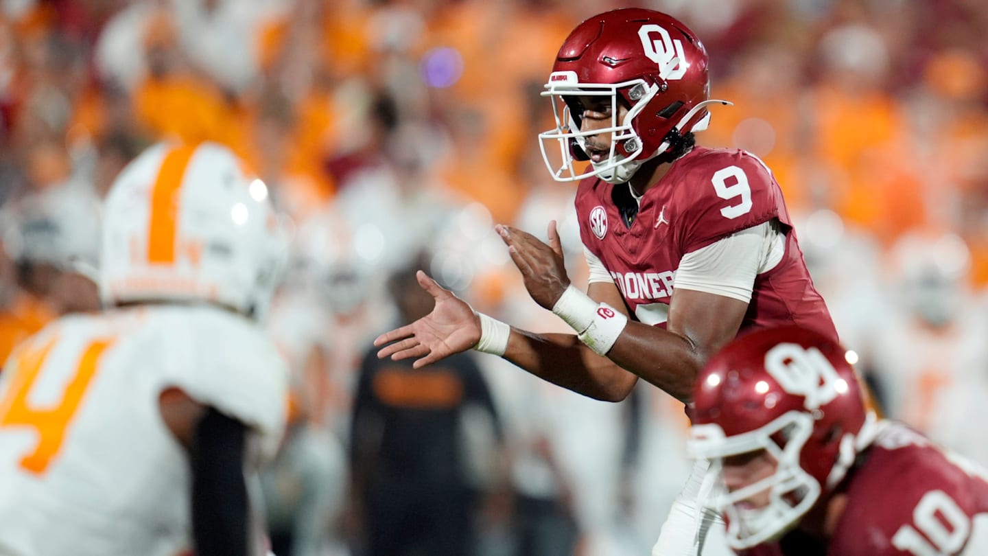 Oklahoma Preparing True Freshman Quarterback to Handle 'Tremendous ...