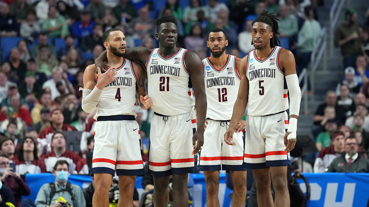 Indiana Pacers Reportedly Expected To Sign 5-Year UConn Player