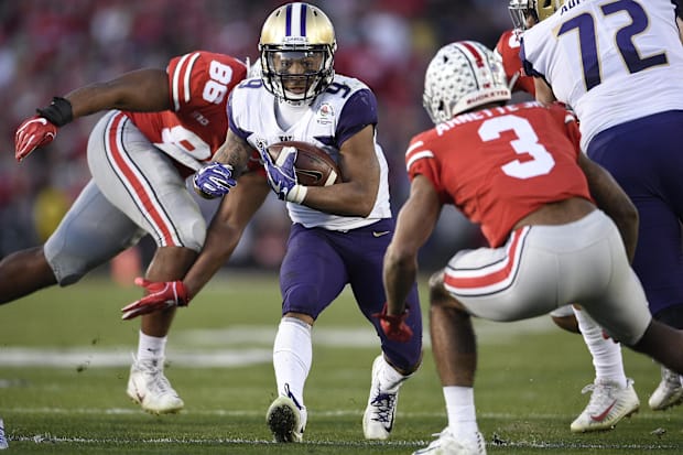 Ex-Husky Myles Gaskin Joins Ravens as Free Agent