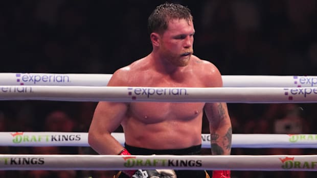 Canelo Alvarez New WBC Ranking Sparks Terence Crawford Rematch Questions