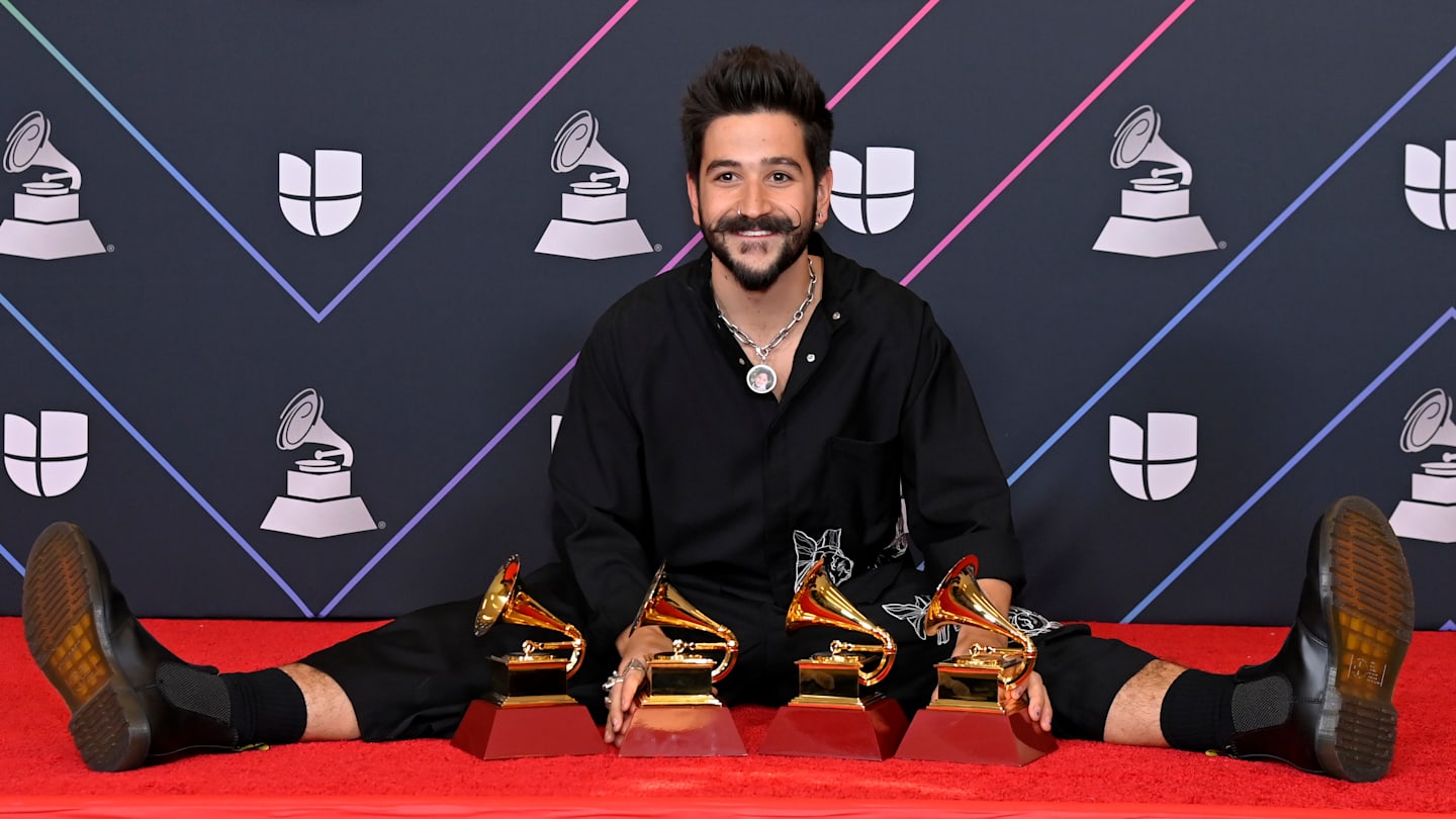 Camilo fue el máximo ganador de los Latin Grammy 2021