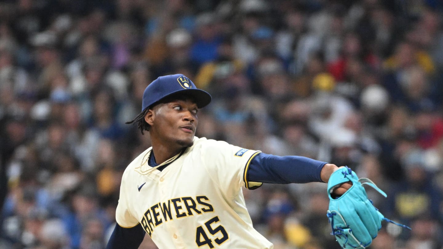 Milwaukee Brewers Lose Dynamic Reliever For Rest of Season with Knee Injury