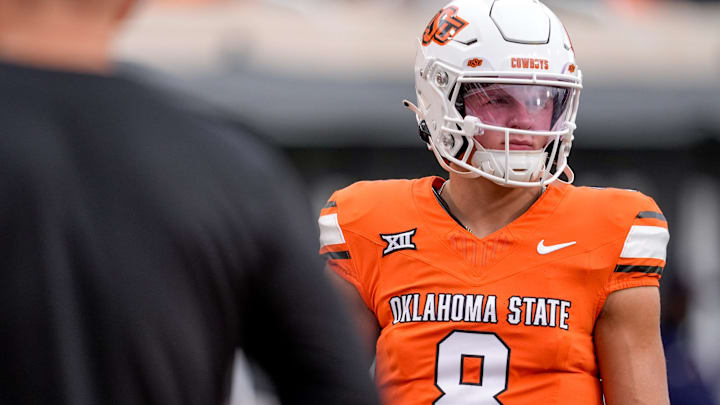 Oklahoma State Starting Quarterback Breaks Foot in Season Opener