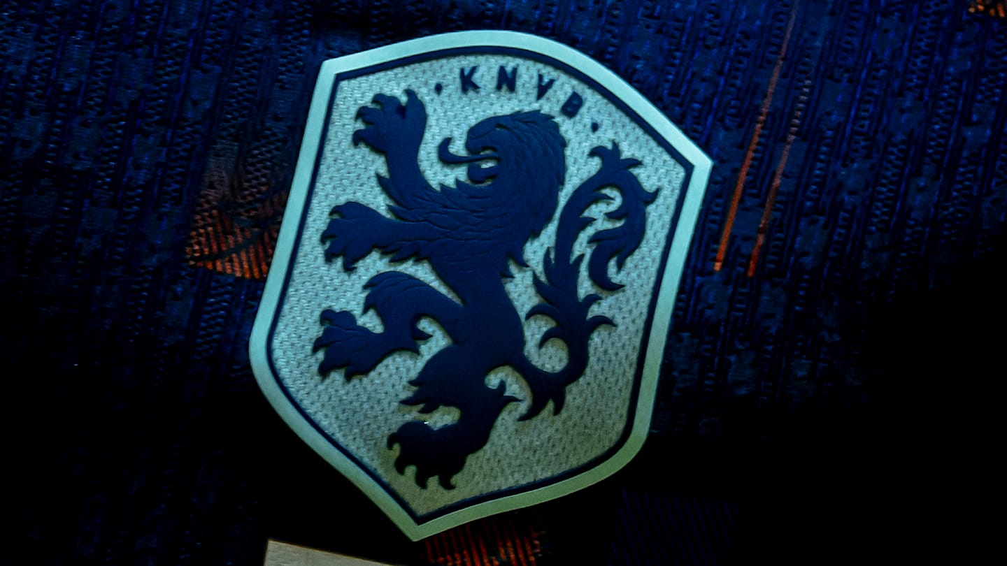 PHOTOS : Le maillot extérieur des Pays-Bas pour la Coupe du monde 2026 ...