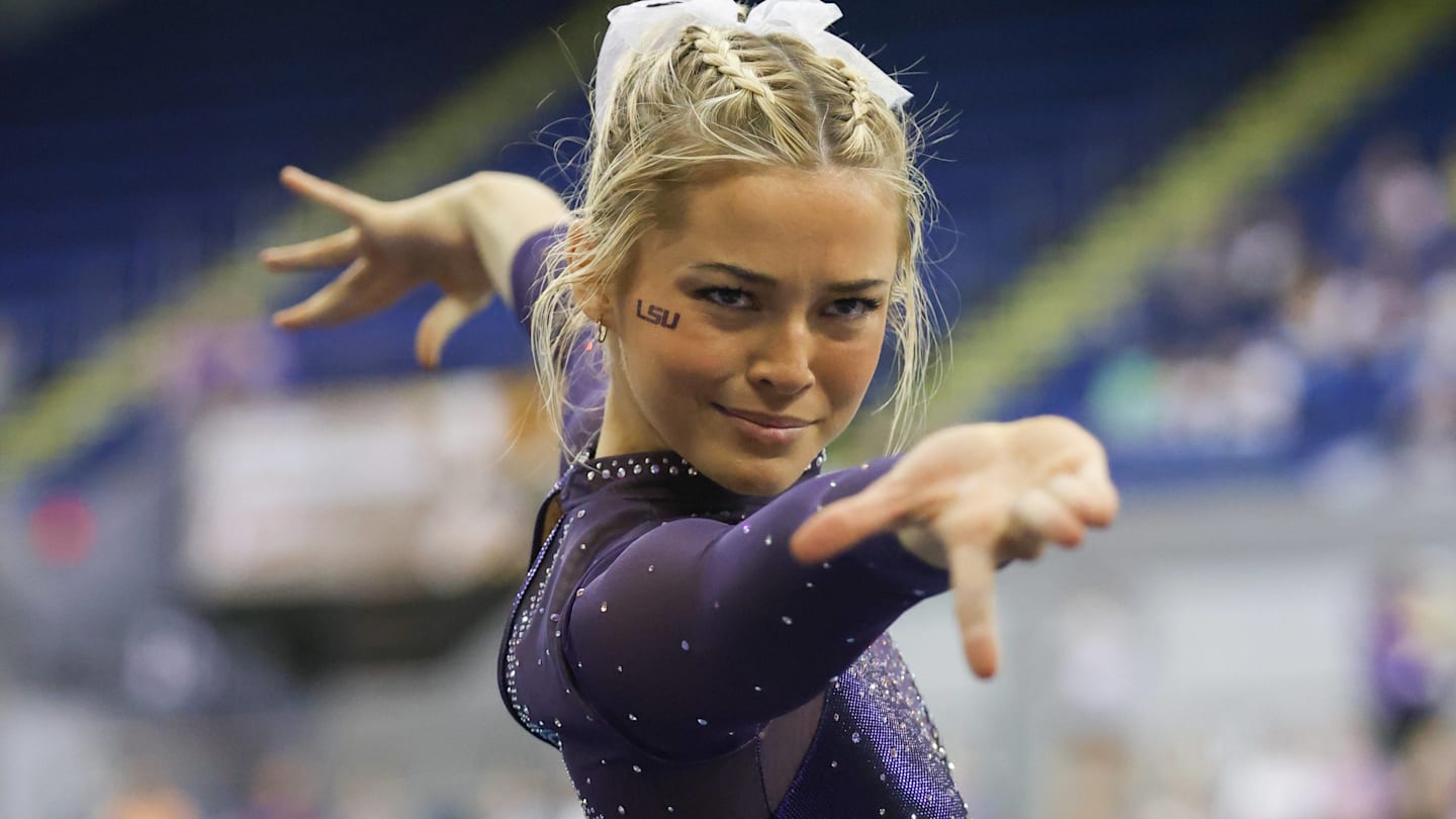 Livvy Dunne shows epic LSU gymnastics fail freshman year vs. fifth year