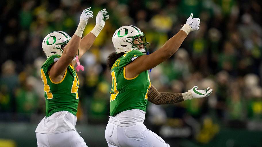 What Oregon Ducks Do Better Than Oklahoma State Cowboys and Why It ...