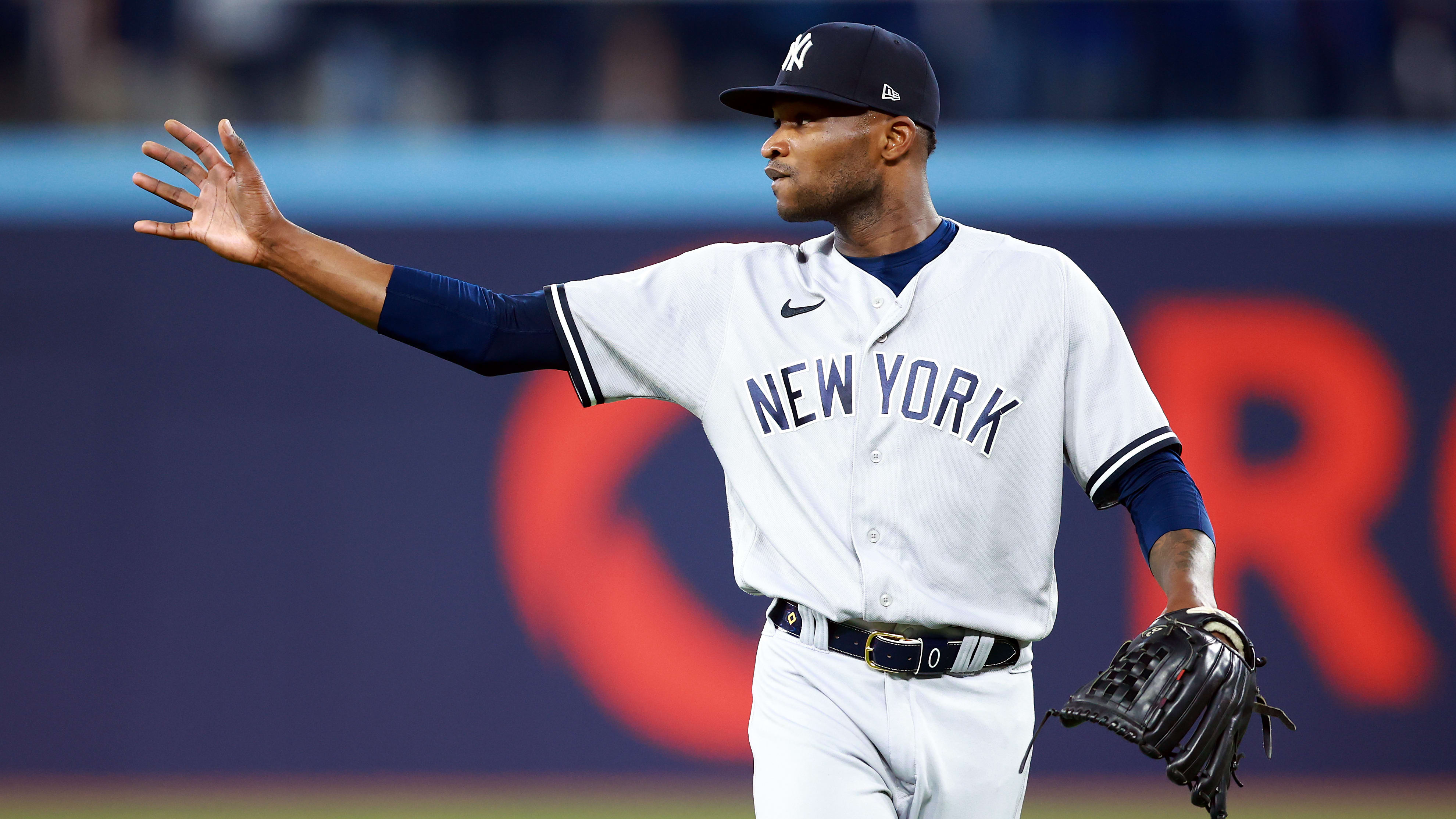 Blue Jays reportedly "very interested" in highly controversial ex ...