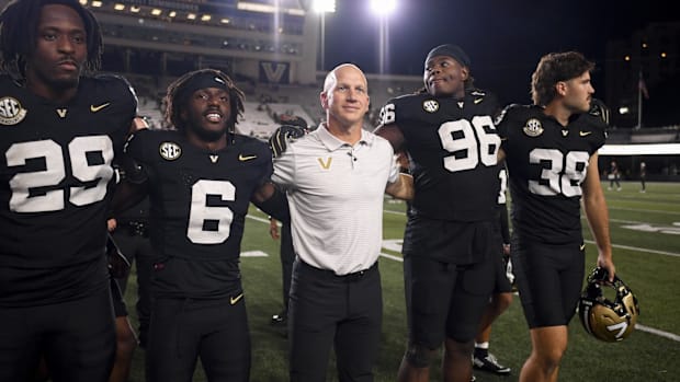 How Clark Lea, Vanderbilt Football are Preparing for Environment at ...